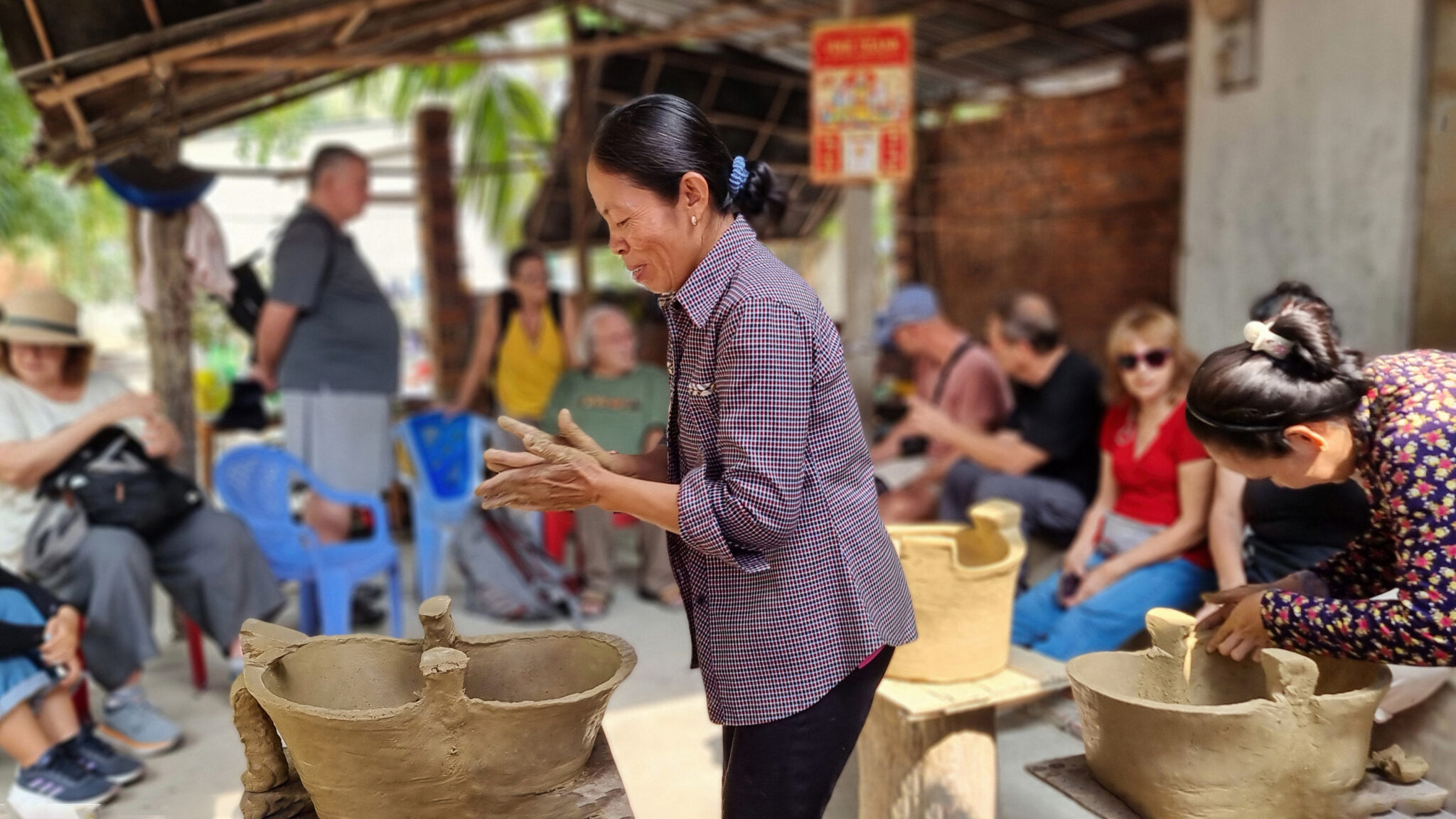 KHMER TRADITIONAL CRAFT VILLAGE - aldentravel