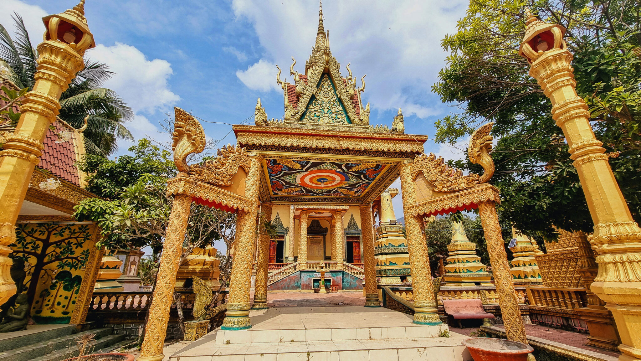 KHMER TRADITIONAL CRAFT VILLAGE - aldentravel