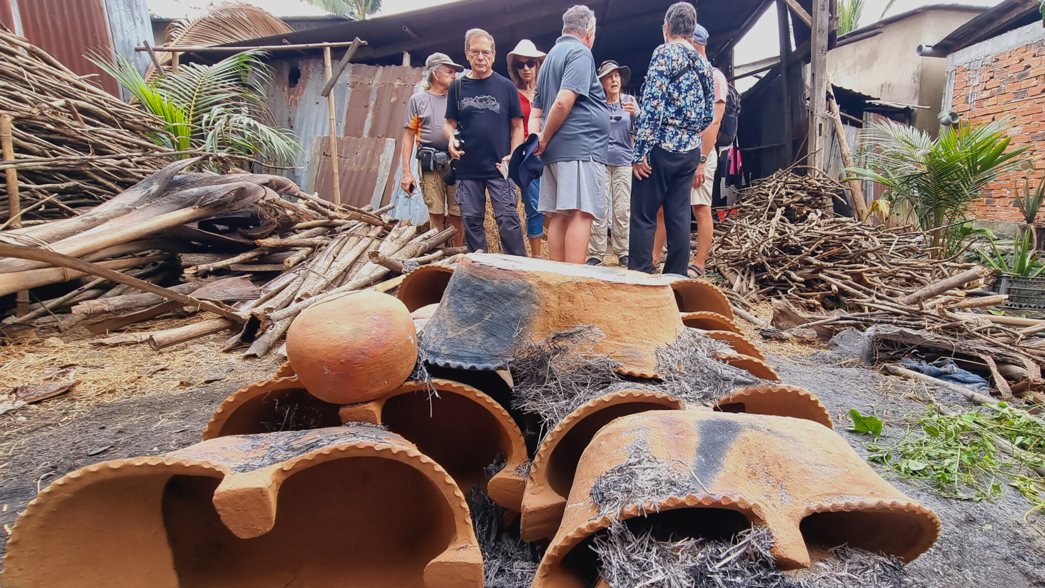 KHMER TRADITIONAL CRAFT VILLAGE - aldentravel